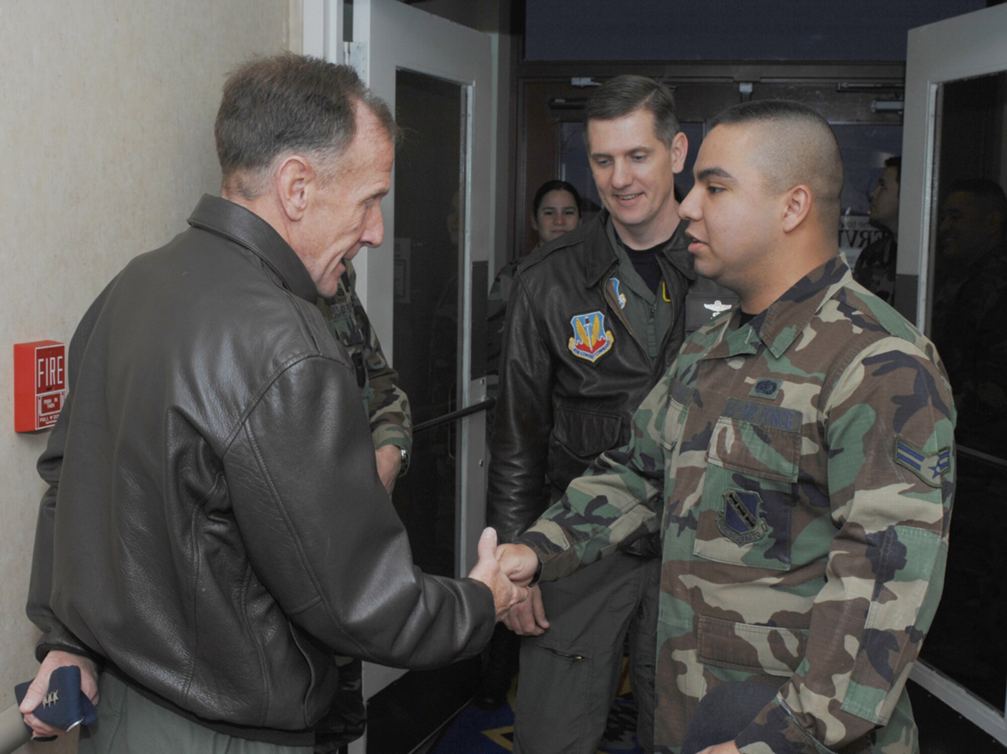 12th AF/CC visits Dyess > Dyess Air Force Base > Article Display