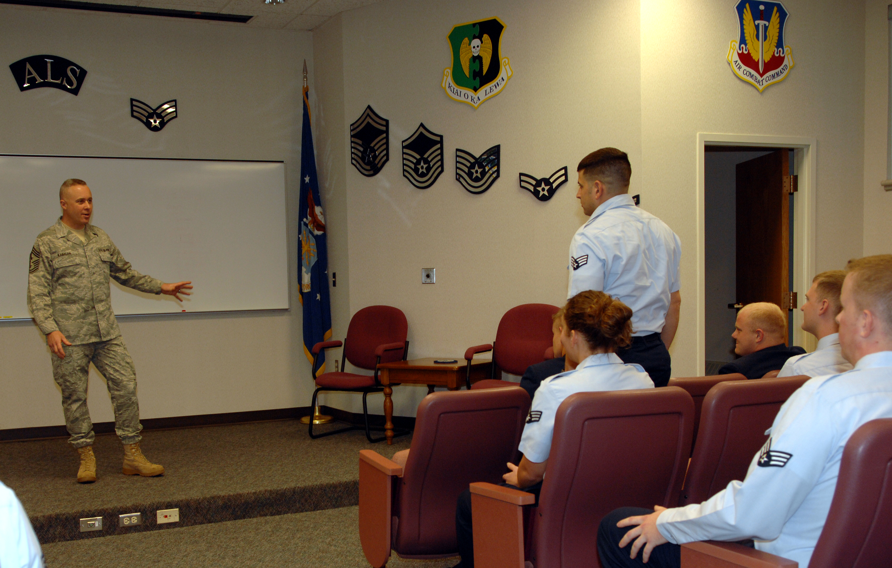 8th AF command chief comes north