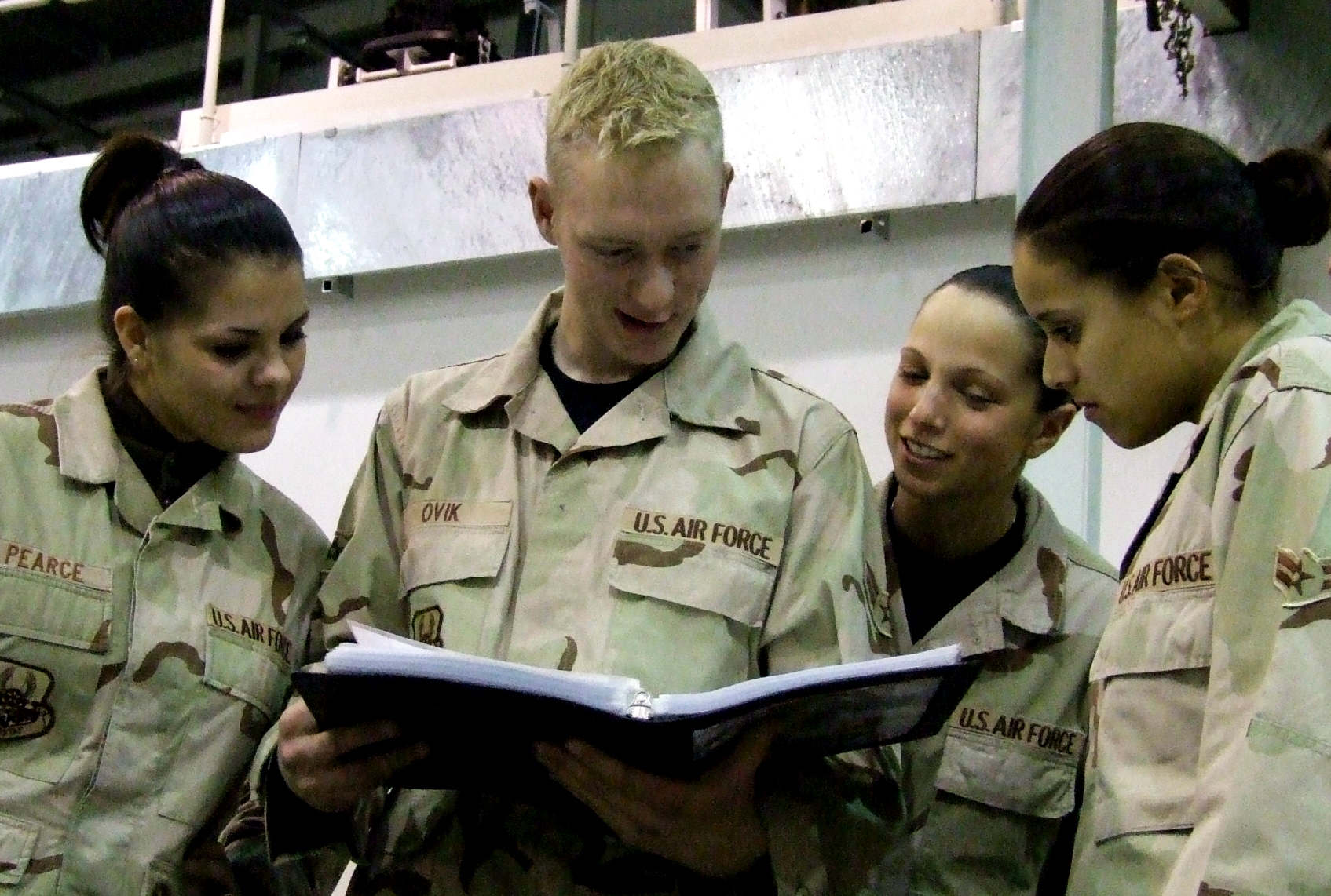 Travis community shows support to deployed Airmen > Travis Air Force ...