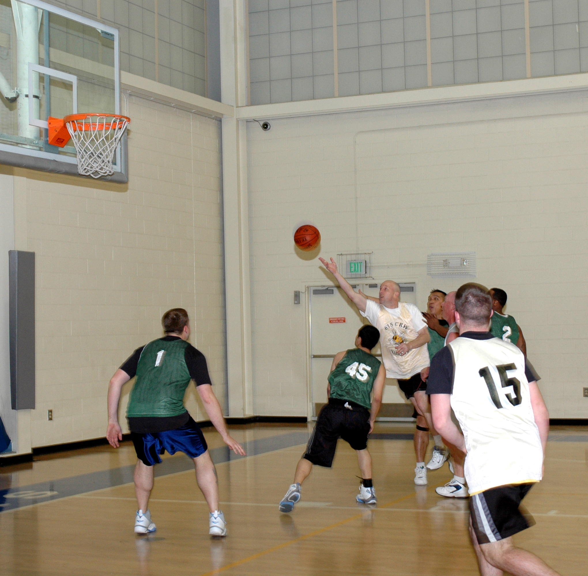 Log Dawgs sting Killer B's > Travis Air Force Base > Display