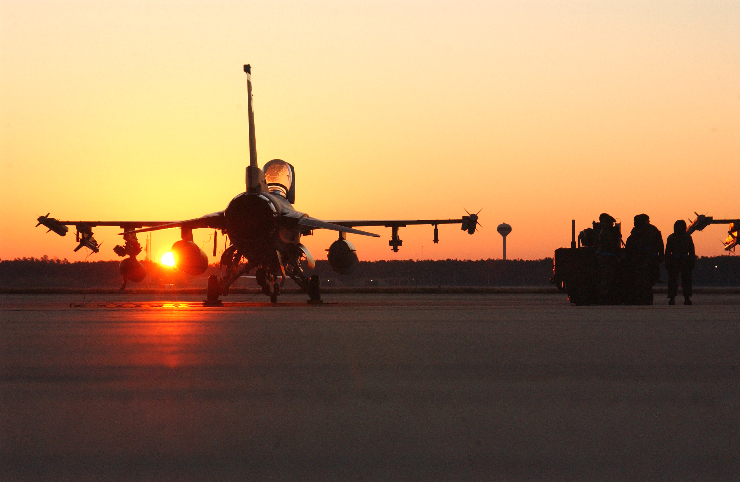 Exercising Falcons > Air Force > Article Display