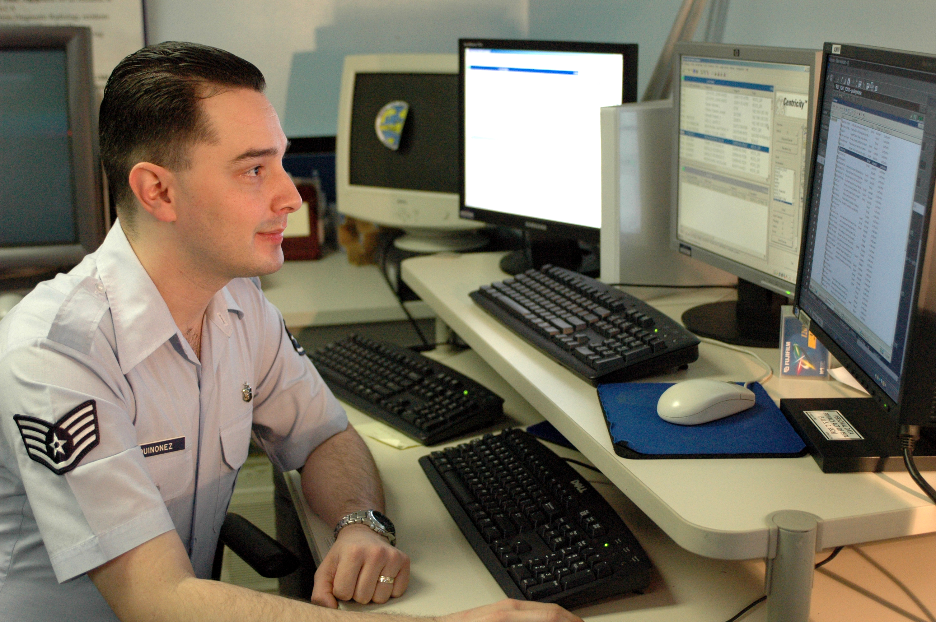 Warrior of the Week: Staff Sgt. Antonio Quinonez > Travis Air Force ...