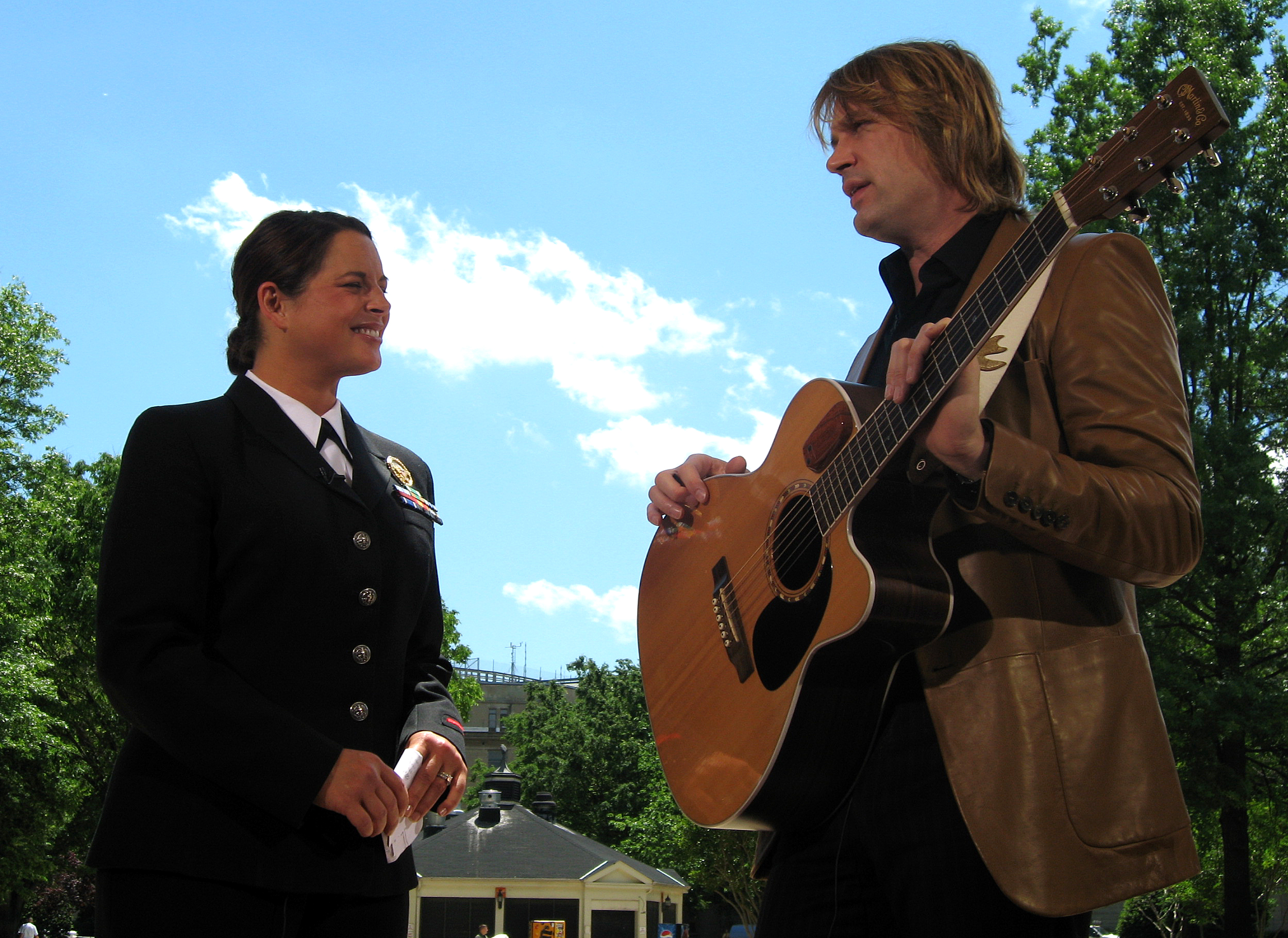 Pentagon Channel anchor Navy Petty Officer Jennifer Gray interviews country music singer Rockie ...