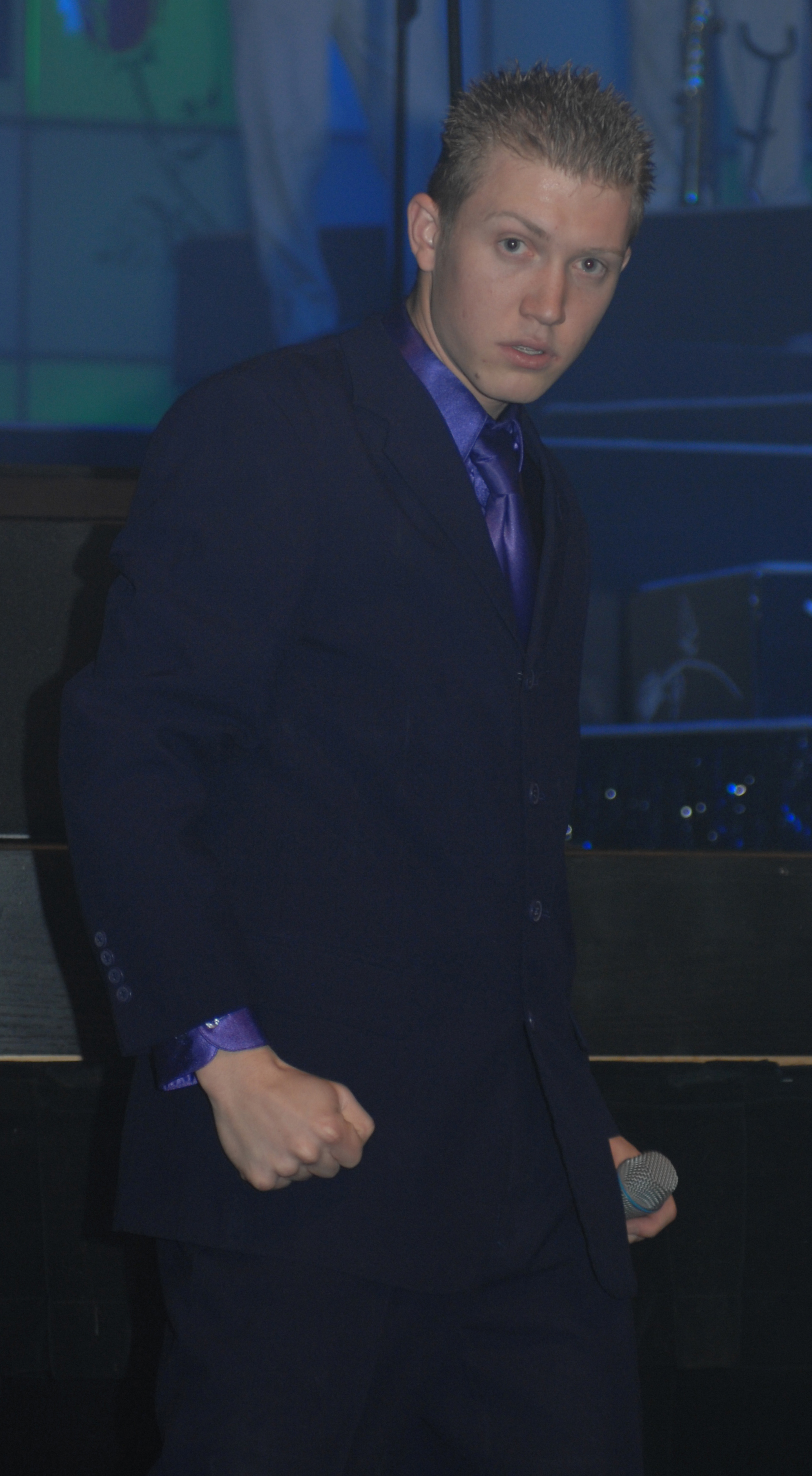 Crew chief comes home to perform > Dyess Air Force Base > Article Display