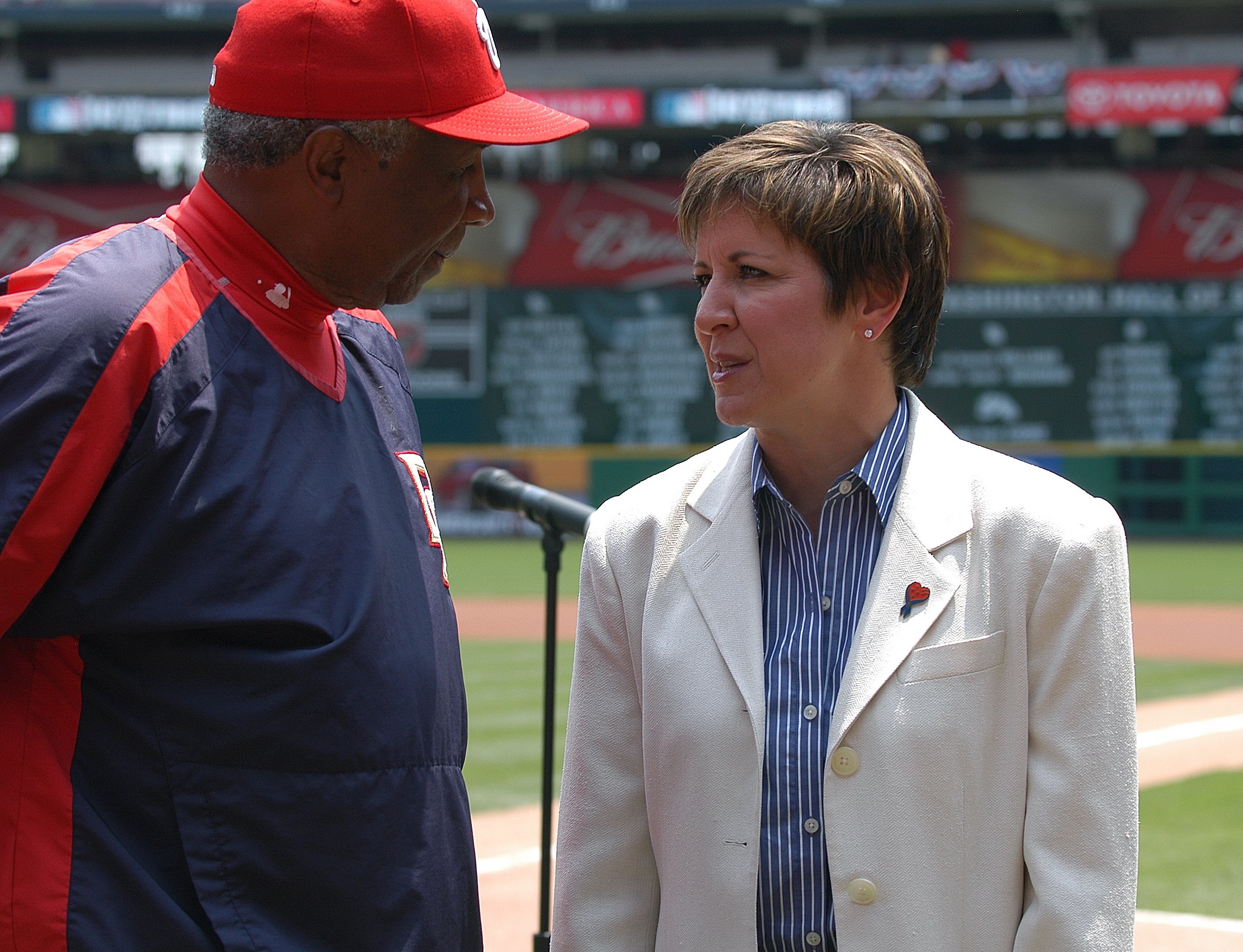 Washington Nationals manager and baseball hall-of-famer Frank Robinson ...