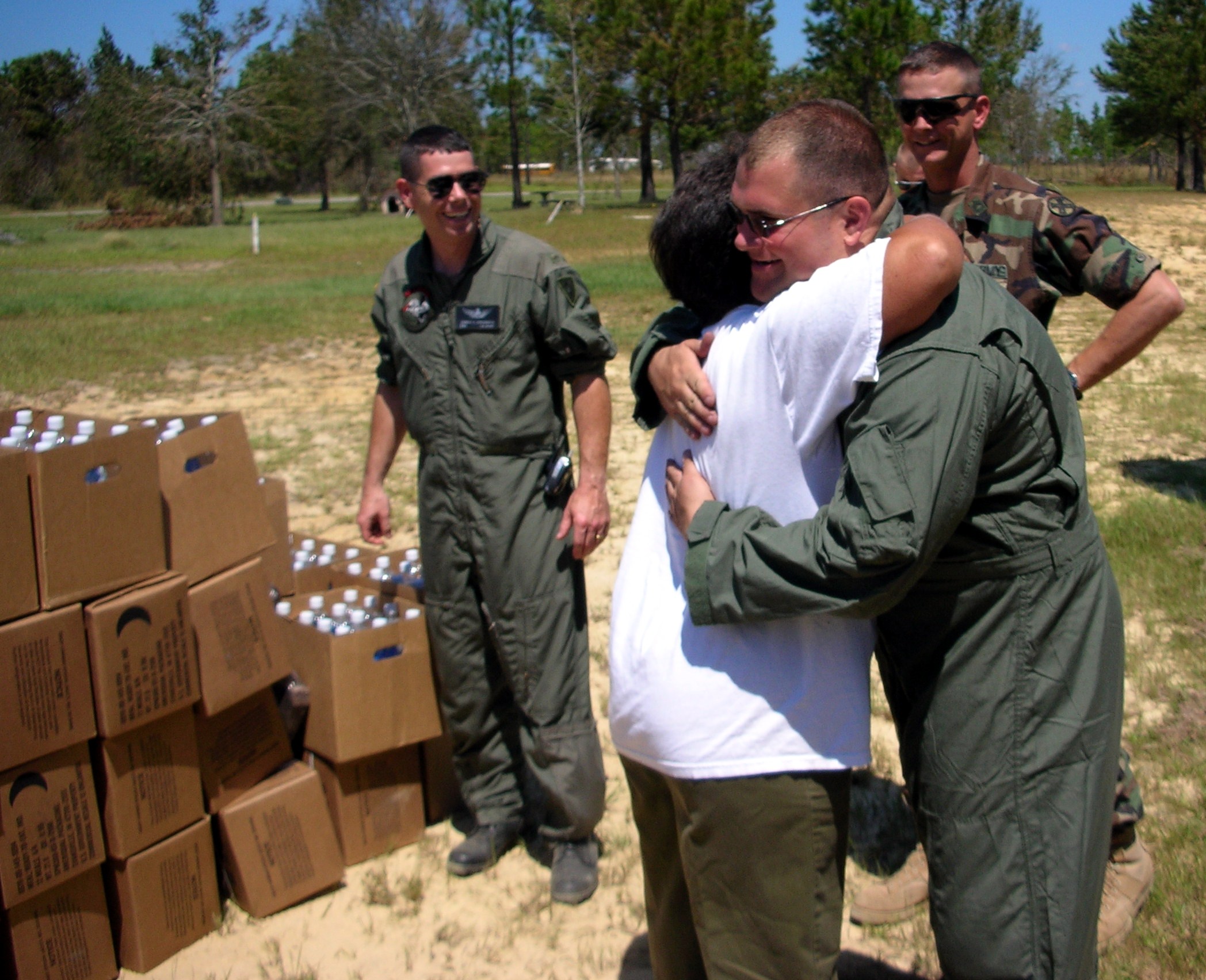 Shirley Lott hugs Sgt. William Martin of the Ohio Army National Guard ...