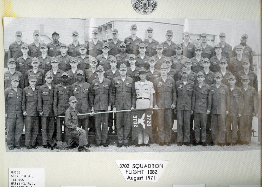 3702 Flt 1082 Aug 1971