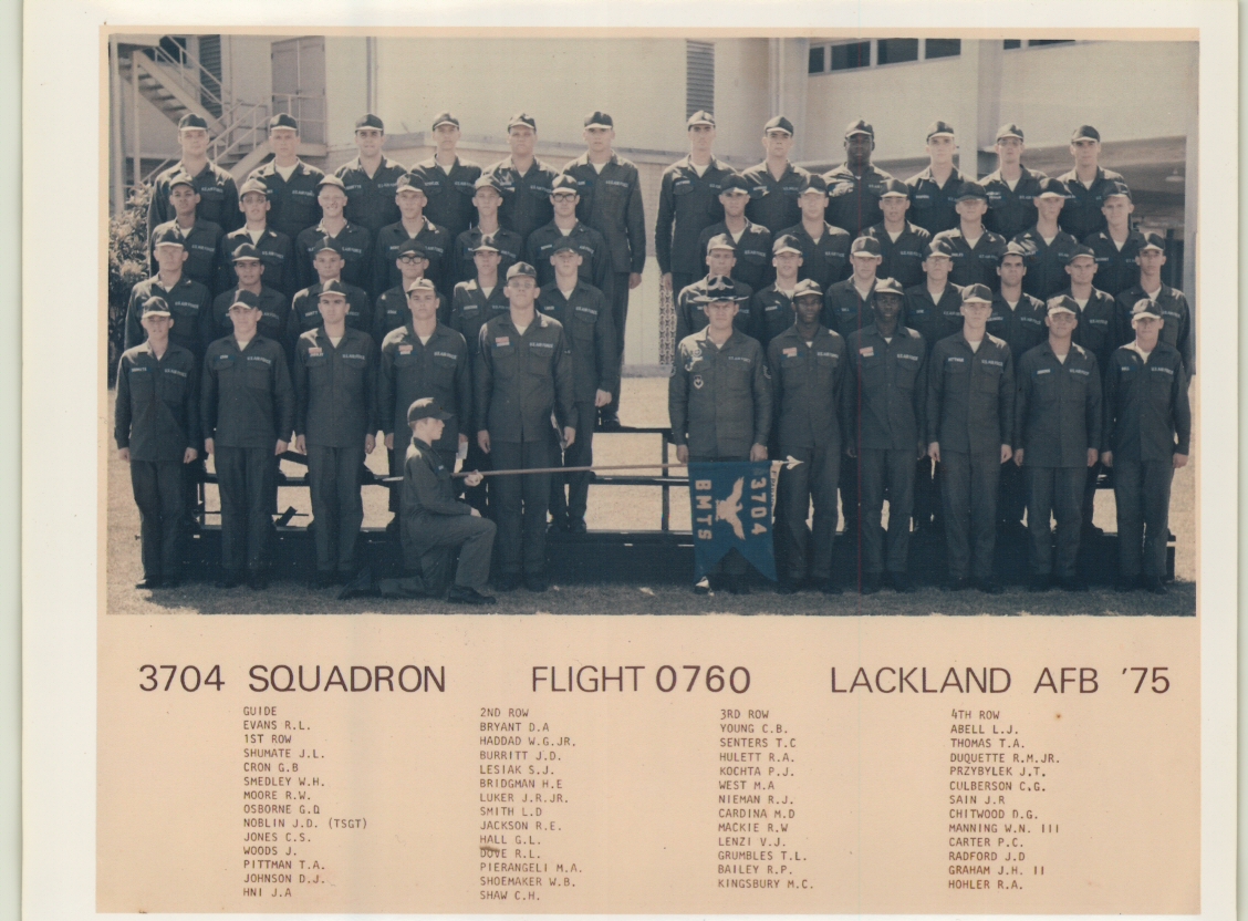 3704 Flt 760 Aug 1975