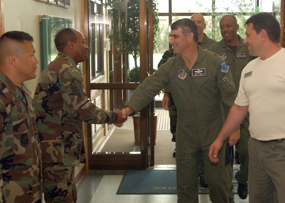 A visit from Seventh Air Force > Seventh Air Force > News