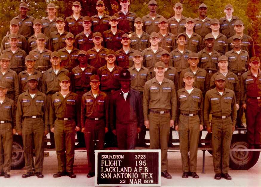3723 Flt 195 Mar 1978