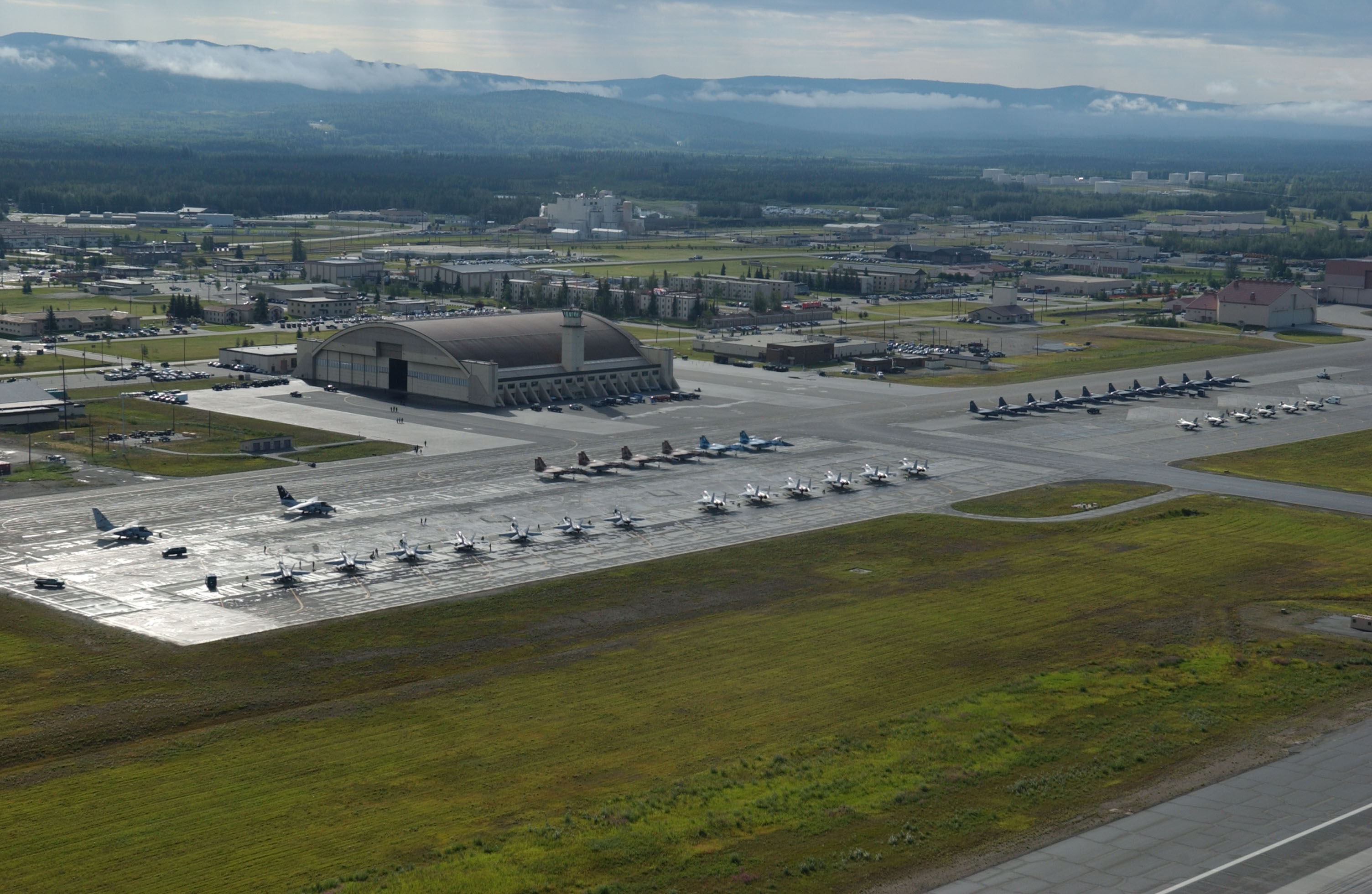 RF-A on the flightline > Eielson Air Force Base > Article Display