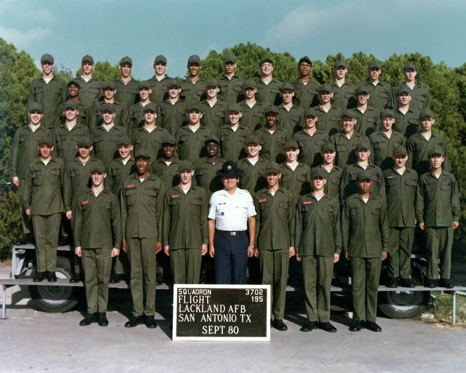 3702 Flt 195 Sep 1980