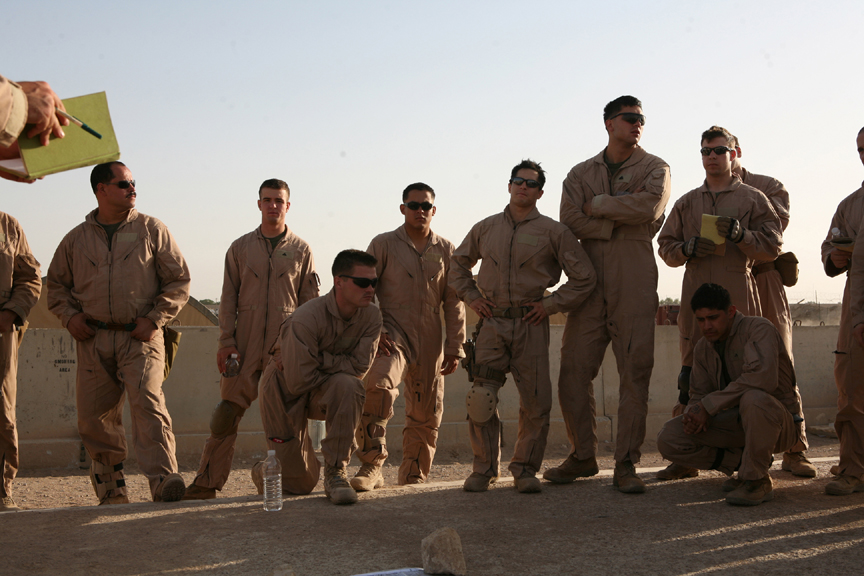 Marines take to skies to hunt insurgents > United States Marine Corps ...