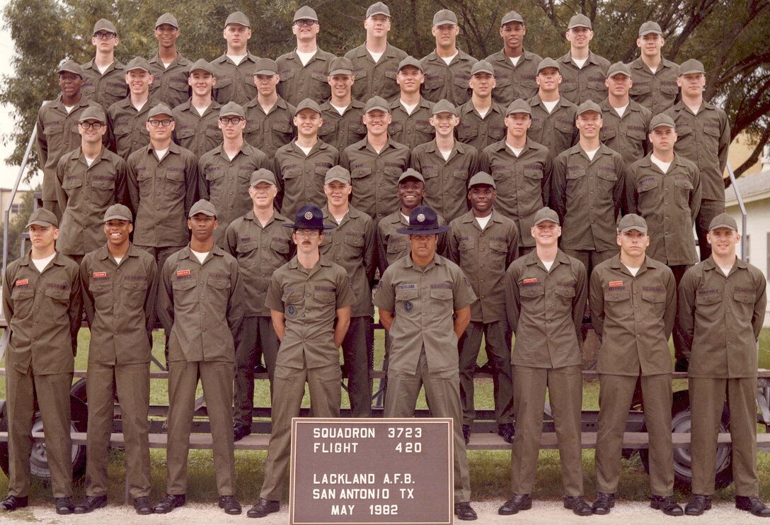 3723 Flt 420 May 1982