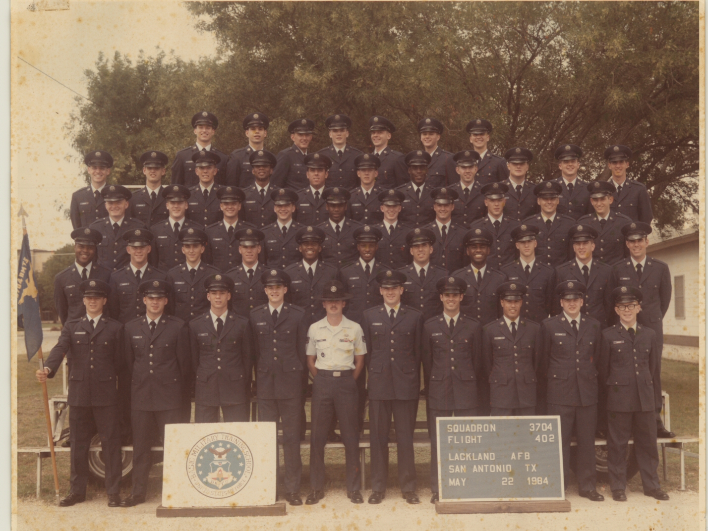 3704 Flt 0402 May 1984