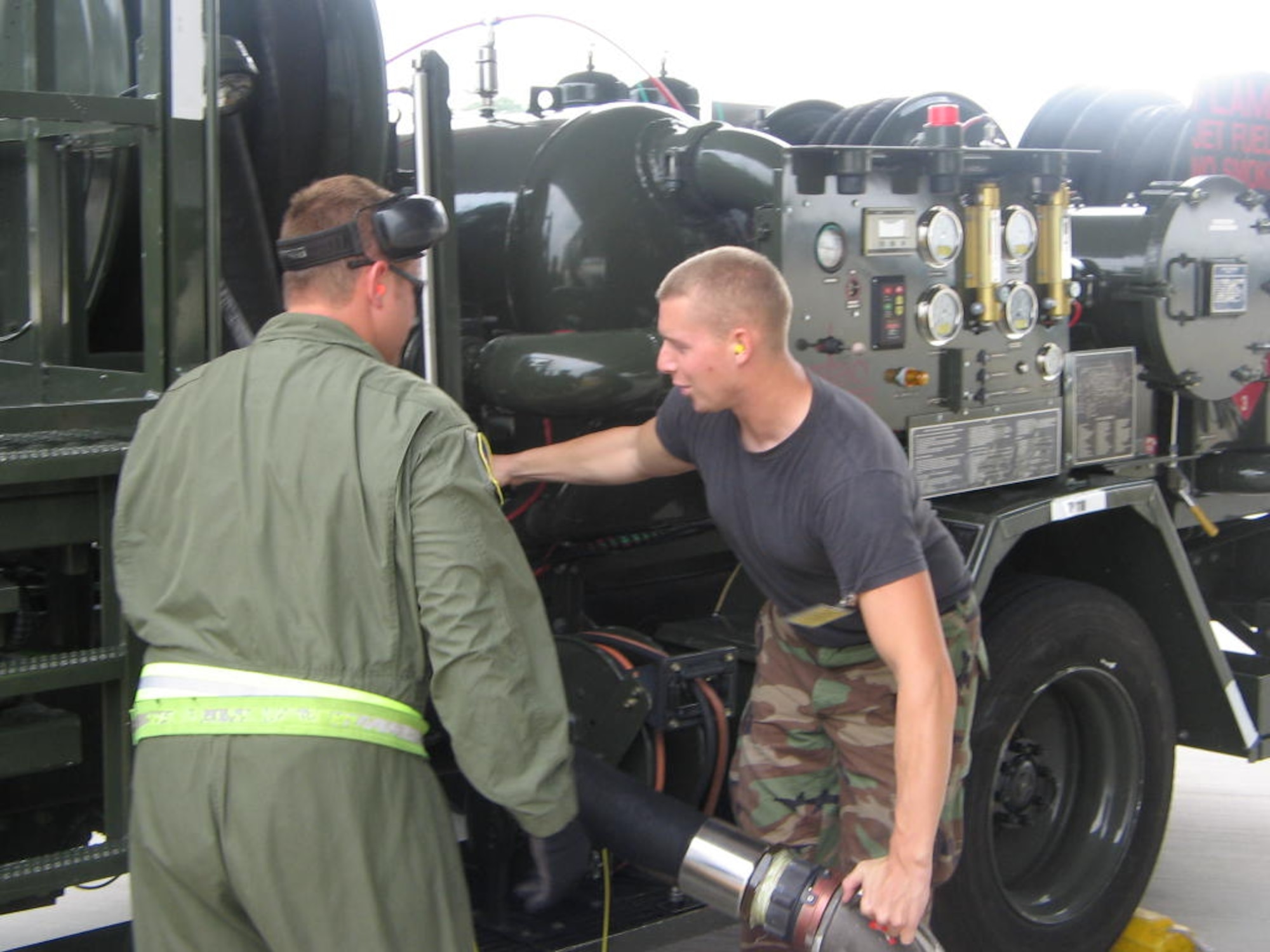 305 AMW steps up in first-of-its-kind inspection > Joint Base McGuire ...