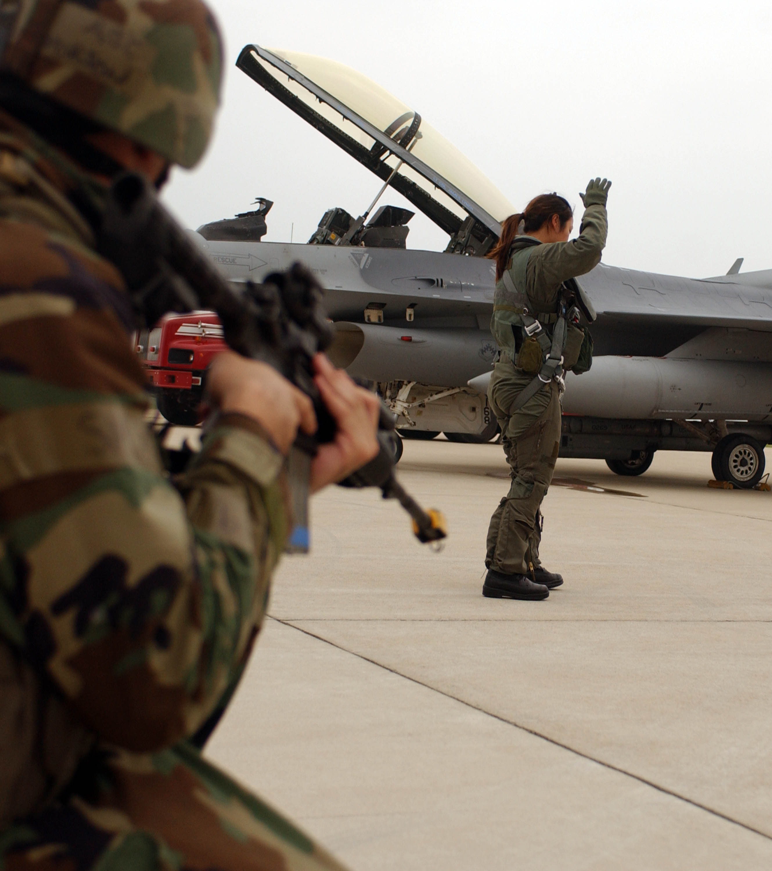 Wolf Pack members continue to train > 7th Air Force > Article Display
