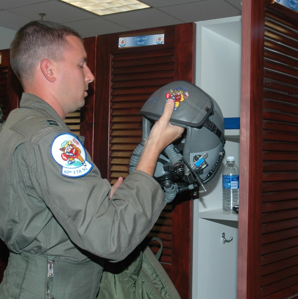 Luke Airmen deploy to play 'red air' against Raptors > Tyndall Air ...