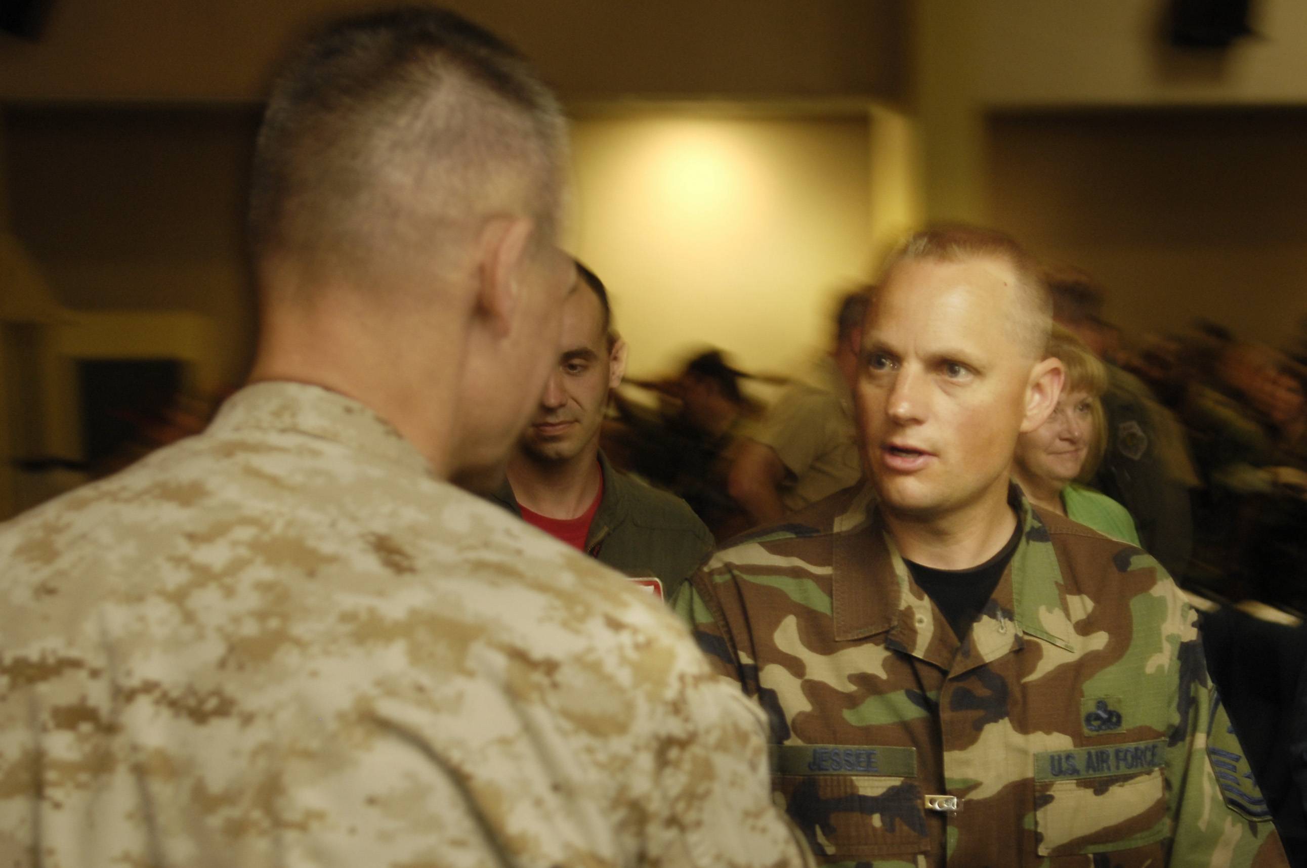 Chairman of the Joint Chiefs of Staff U.S. Marine Gen. Peter Pace meets ...