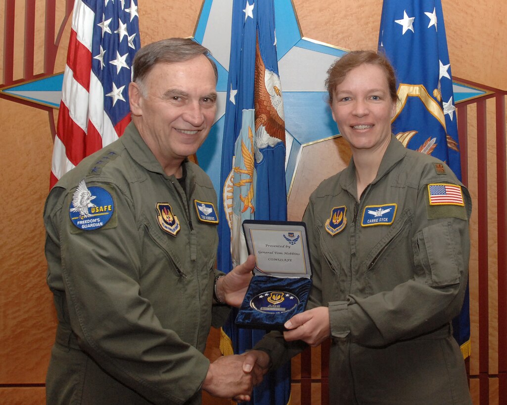 COMUSAFE Presents ACE Coin to Maj. Syck