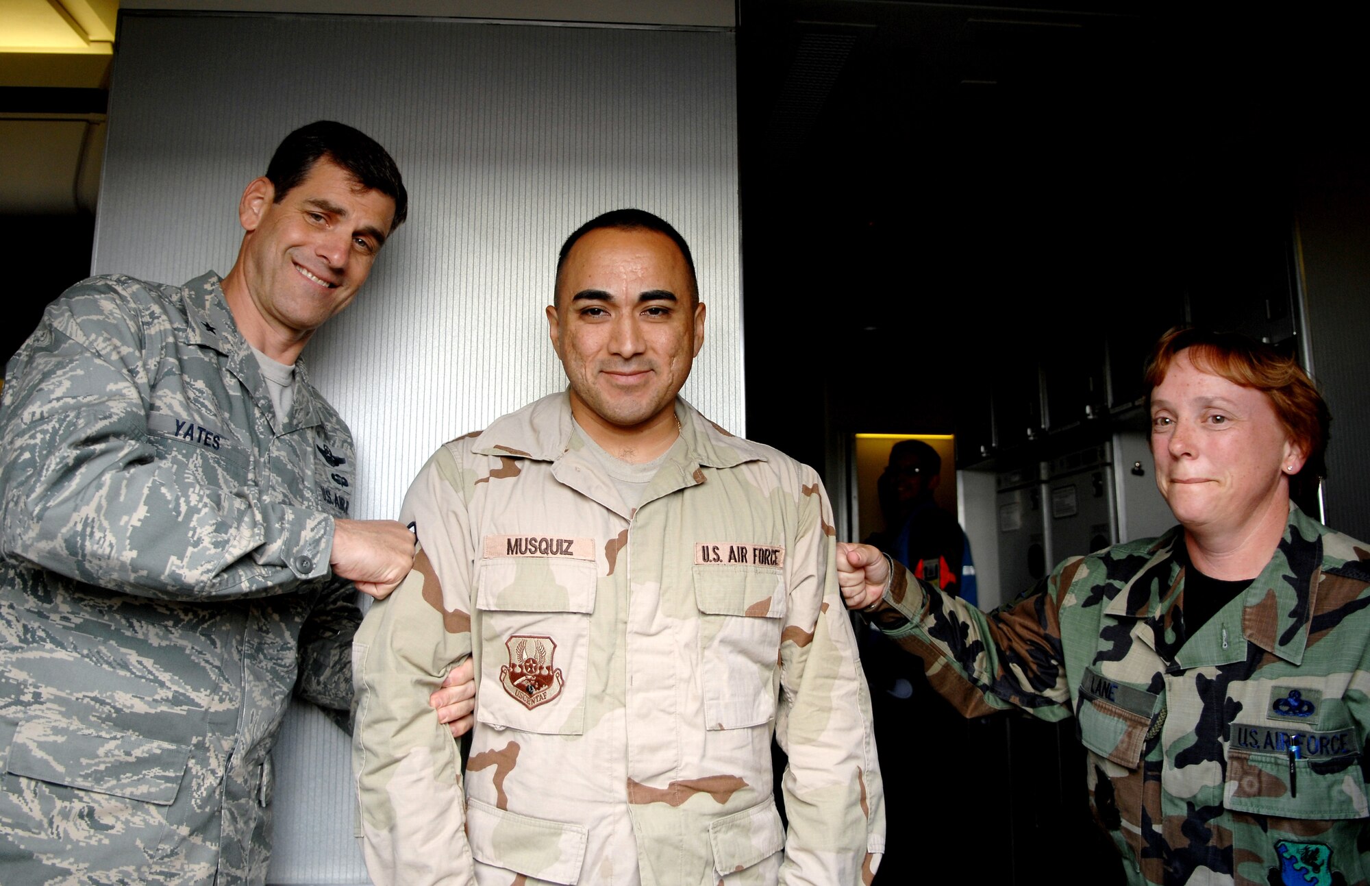 Surprise welcome > Aviano Air Base > Display