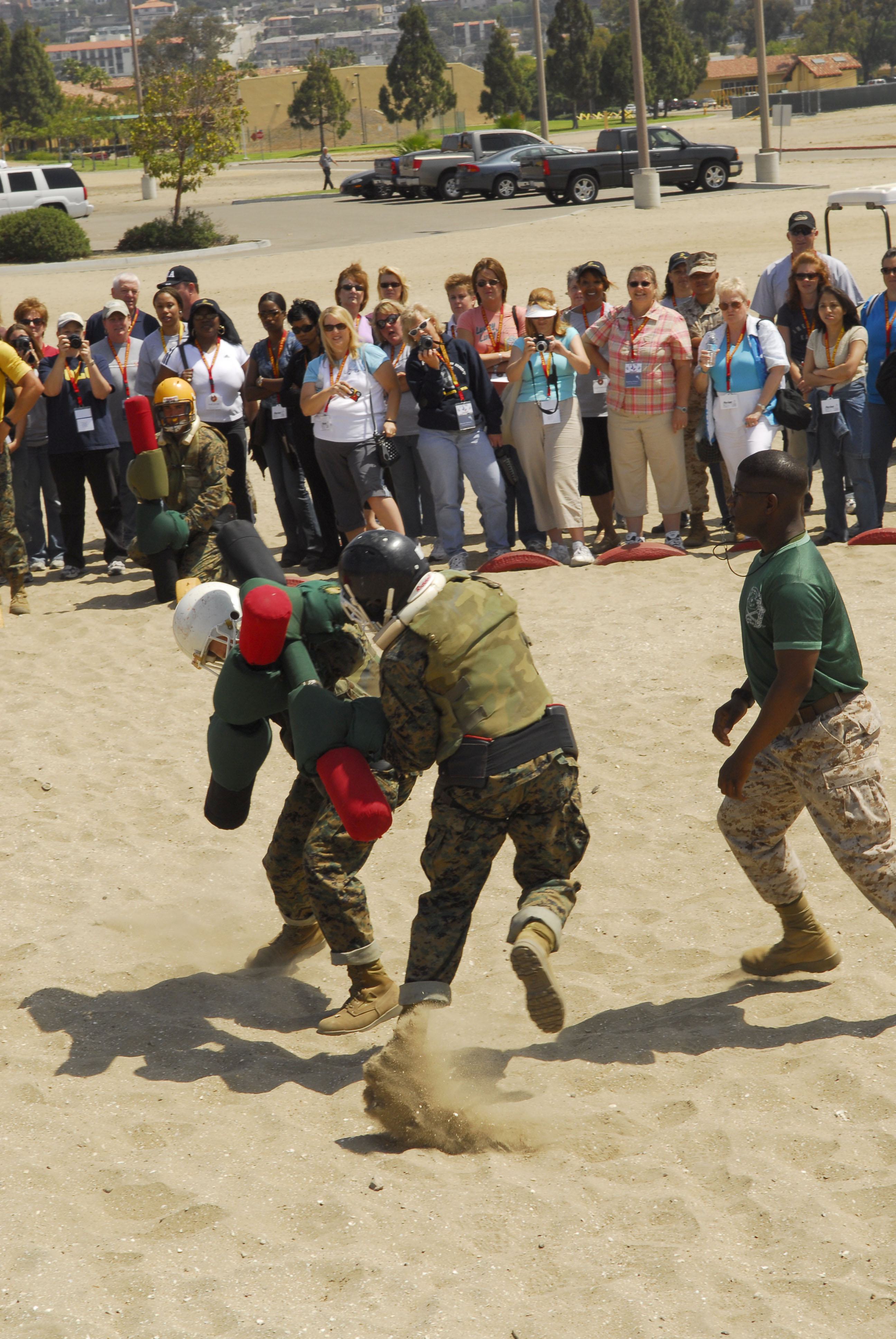 8th MCD educators visit depot for taste of Marine boot camp > Marine ...