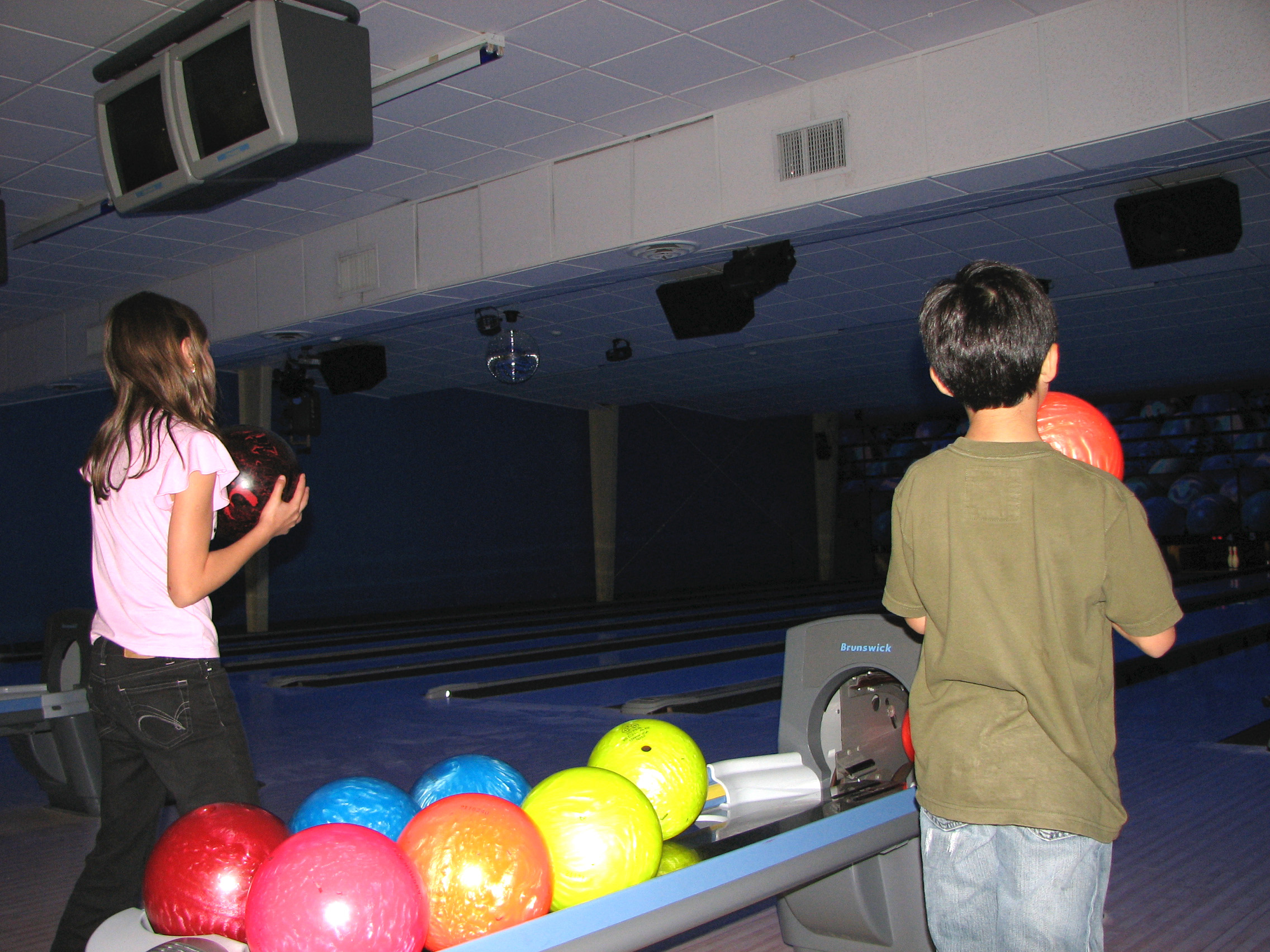 Cactus Lanes a 'hub' for Laughlin community > Laughlin Air Force Base ...