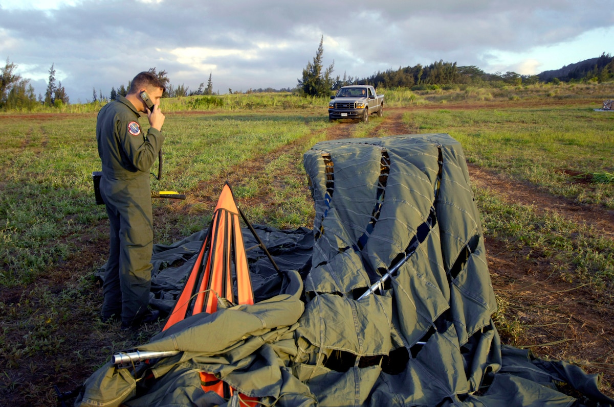 Load 'em up, drop 'em out > Air Force > Article Display