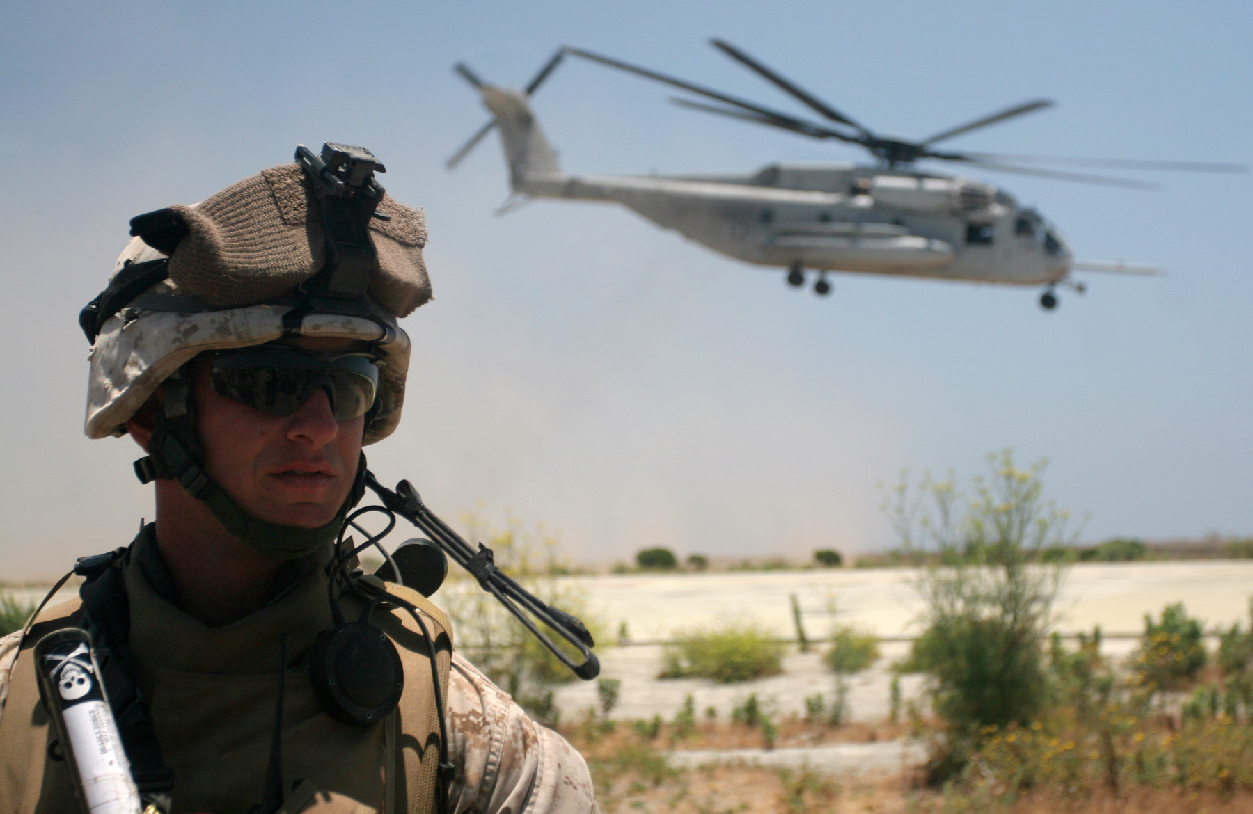 Marine helo company conducts raids training > United States Marine ...