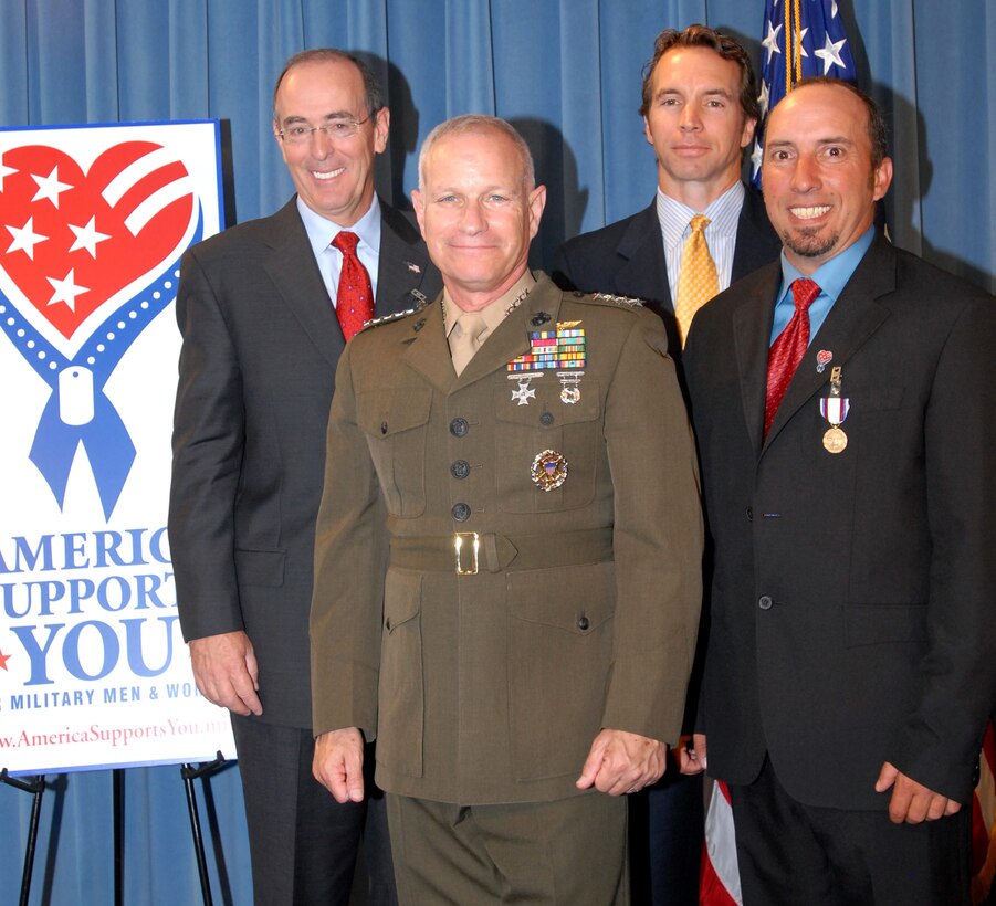 Gen. Robert Magnus, assistant commandant of the Marine Corps (center ...