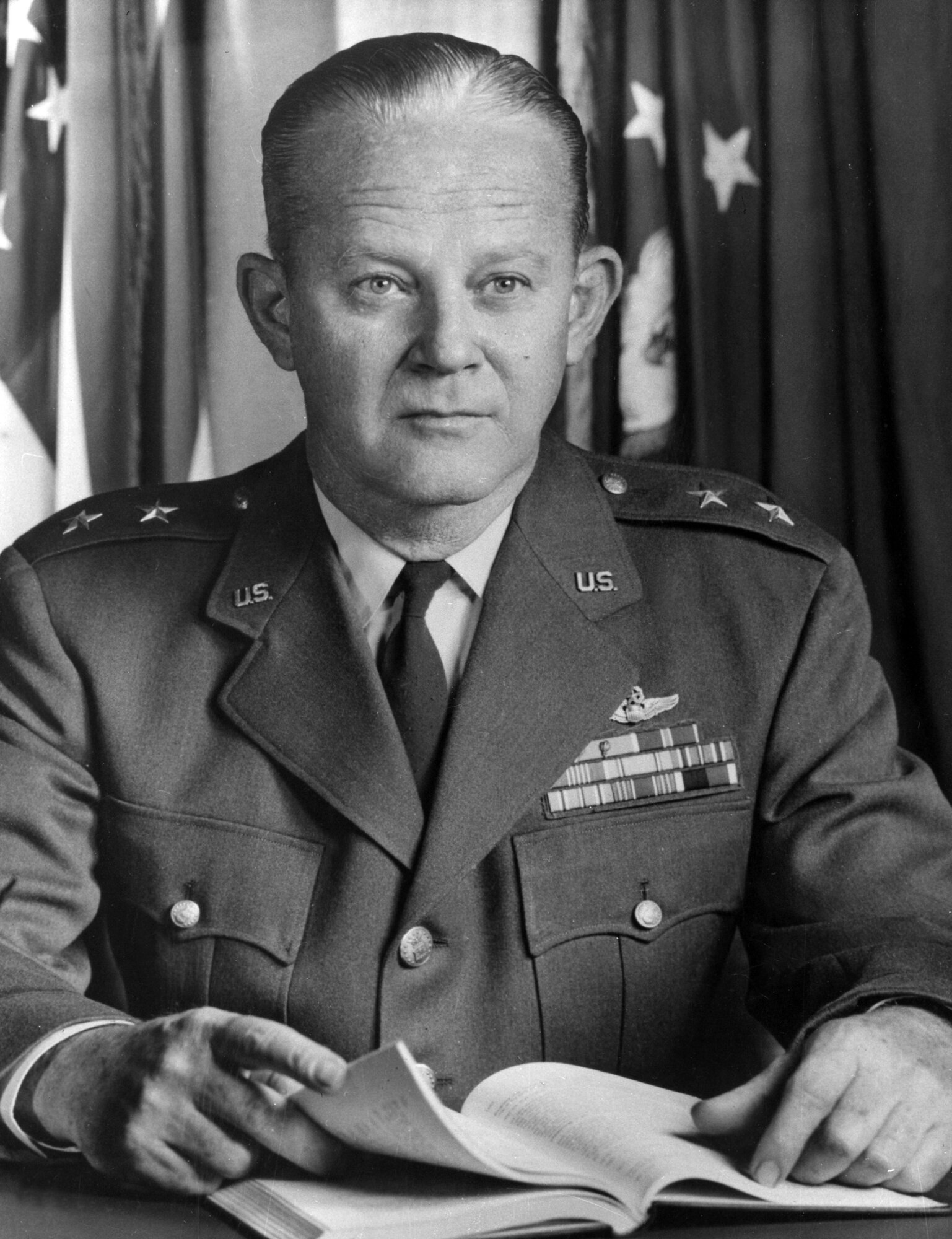 MAJOR GENERAL LLOYD P. HOPWOOD > Air Force > Biography Display