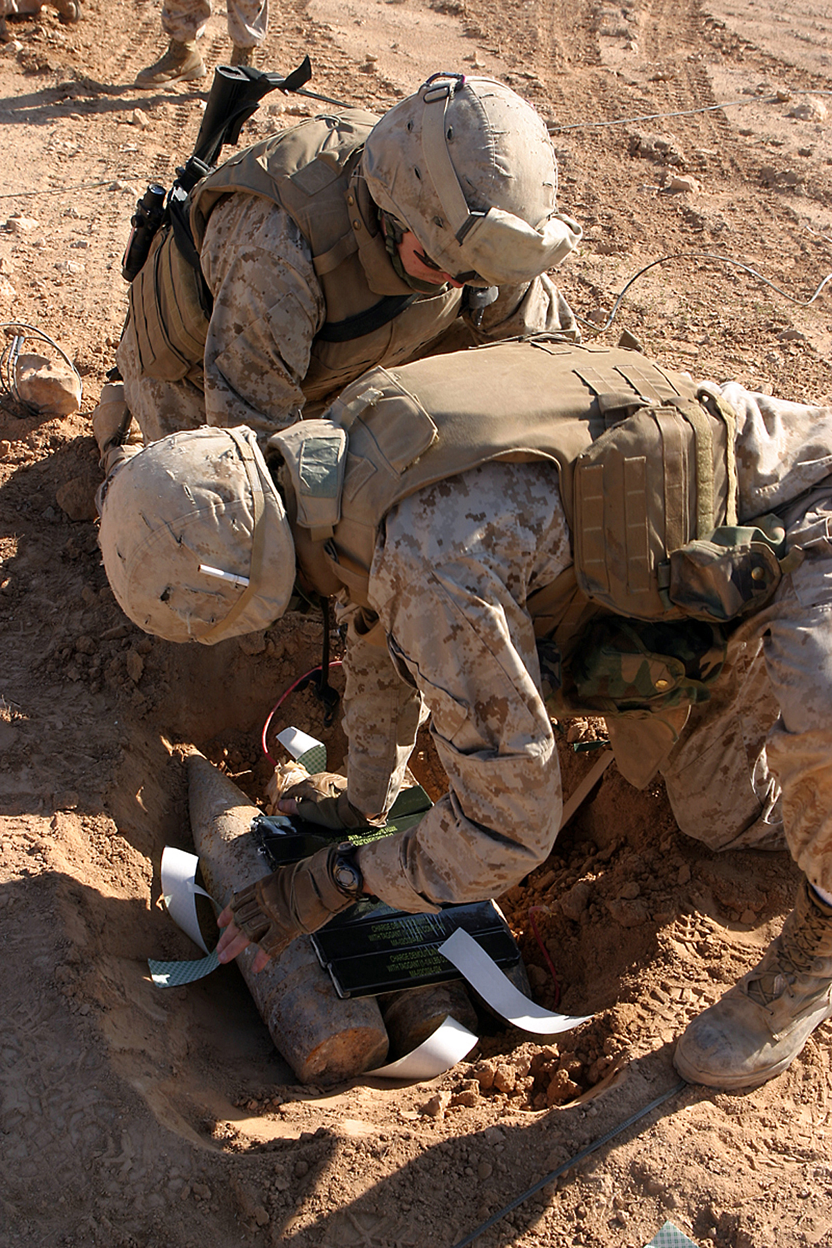 Marines with the Camp Pendleton, Calif.-based Battalion Landing Team 2/ ...