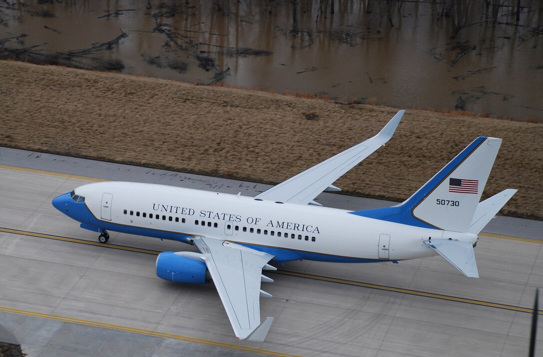 First C-40C aicraft arrives at the 932nd Airlift Wing