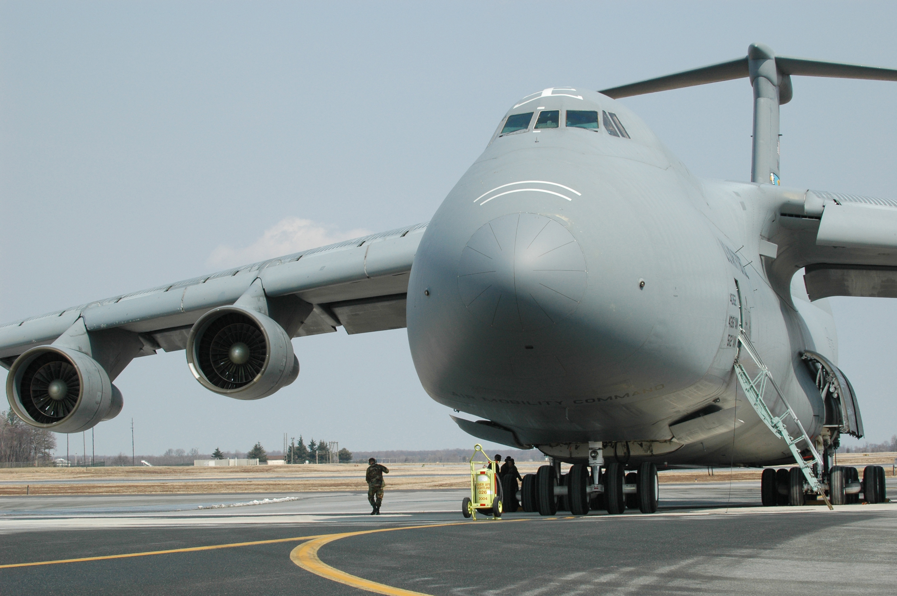 Dover Reserve squadron flies final C-5 flight > Air Force > Article Display