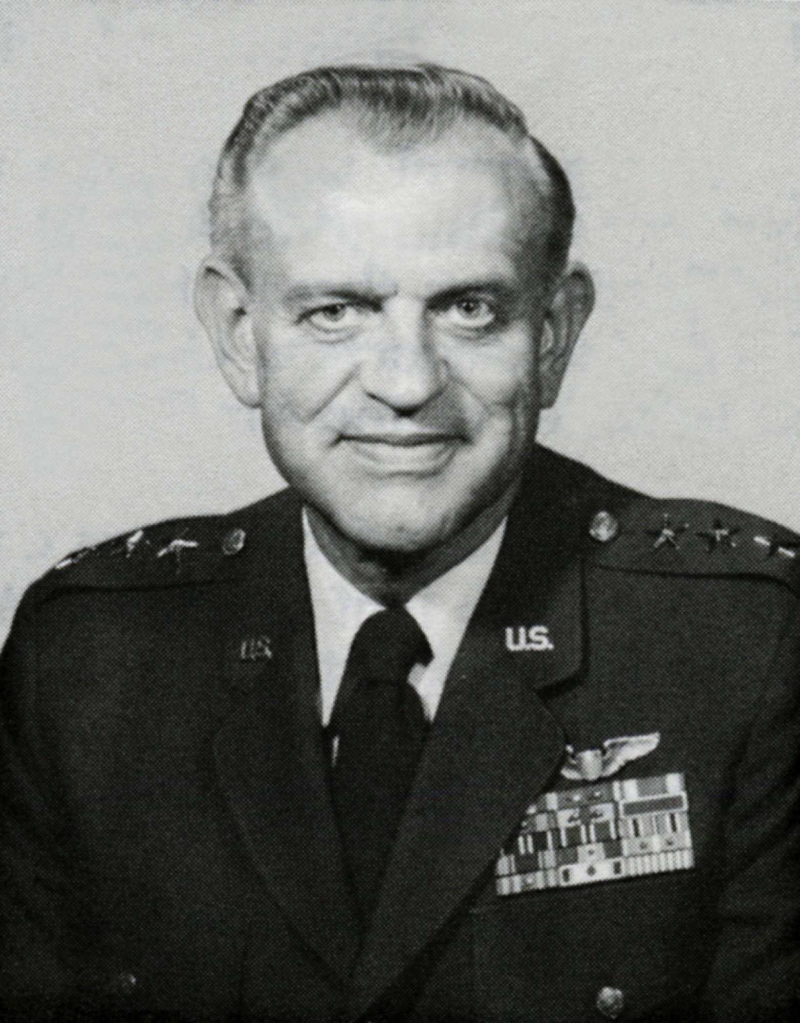 LIEUTENANT GENERAL HANS H. DRIESSNACK > Air Force > Biography Display