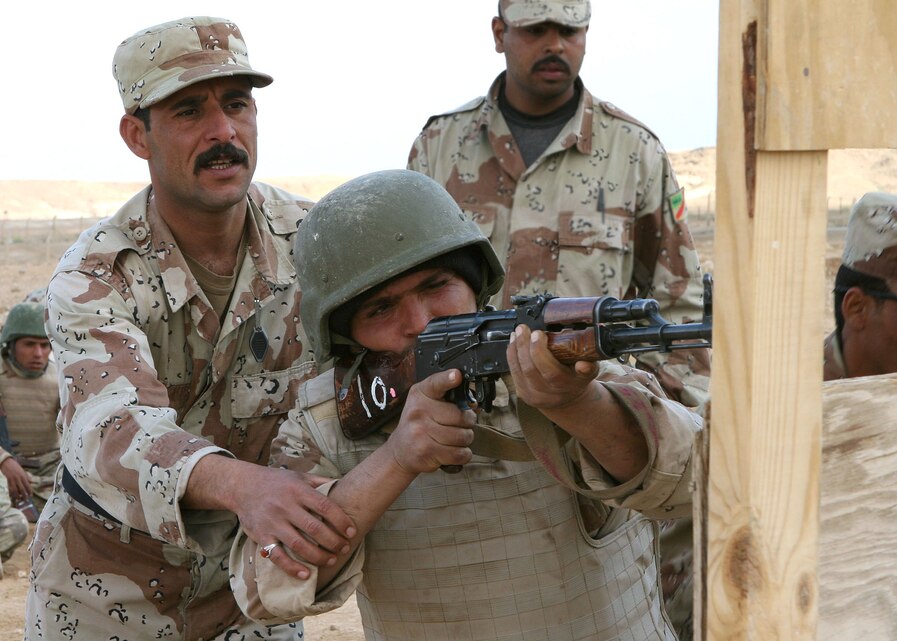 USMC School of Infantry comes to Iraq ; > 2nd Marine Division > Article