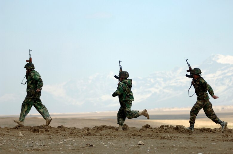 Airmen mentor Afghan National Army soldiers > U.S. Air Force > Article ...