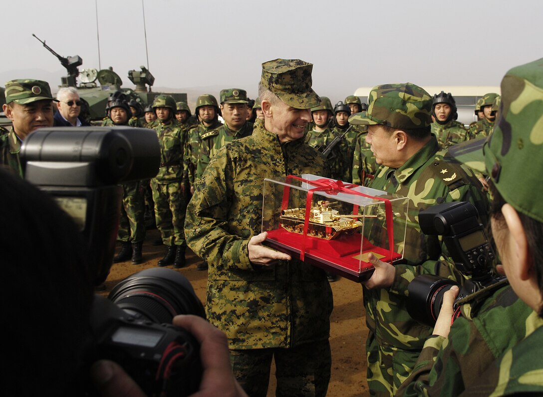 Chairman of the Joint Chiefs of Staff U.S. Marine Gen. Peter Pace ...