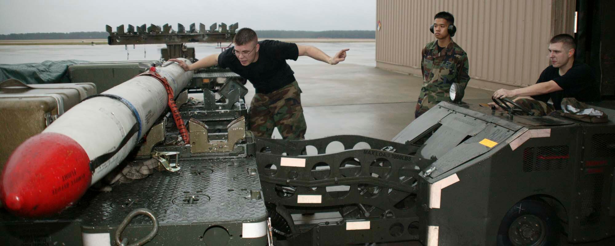 20th FW Airmen load up for victory > Shaw Air Force Base > News