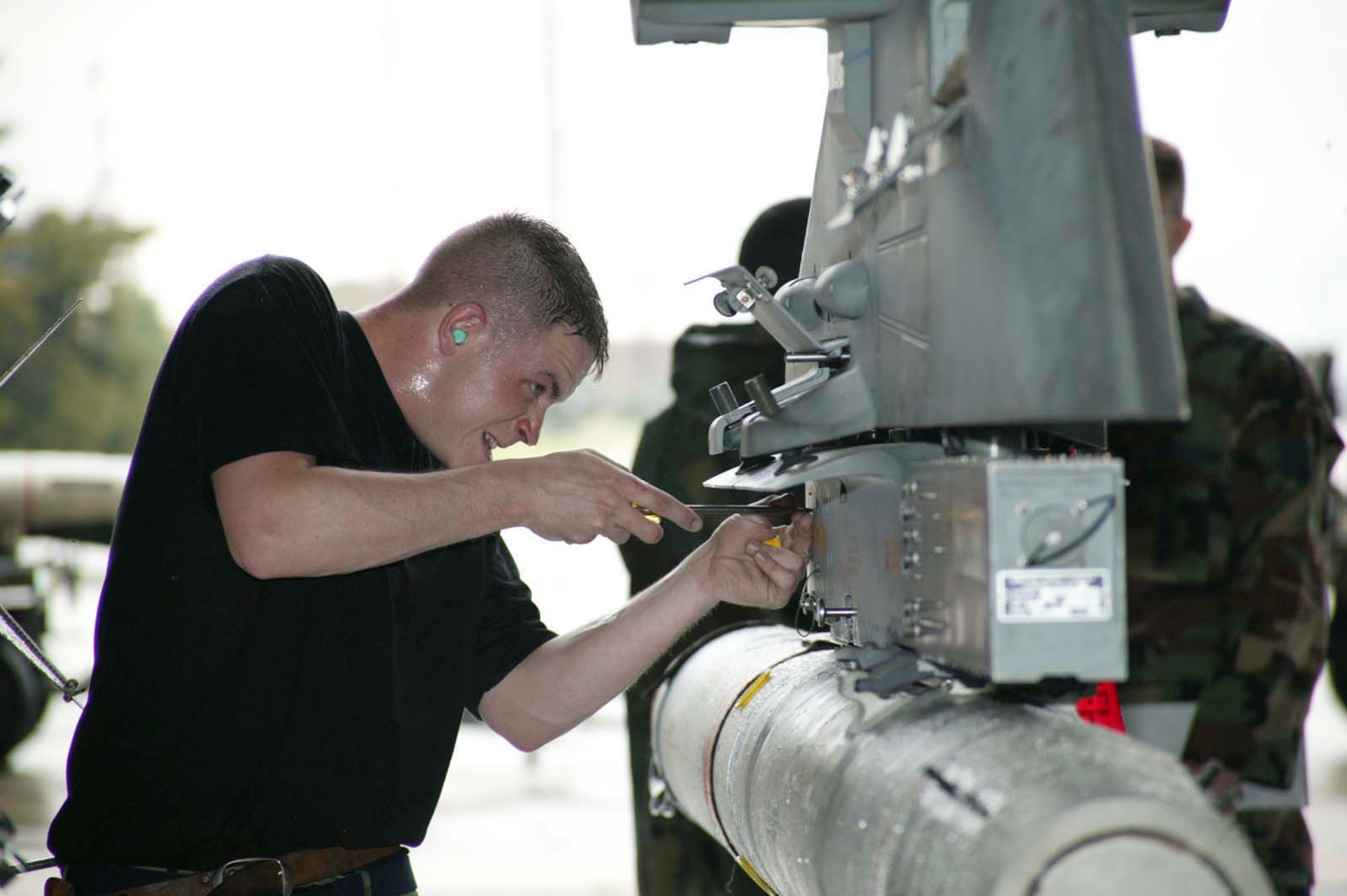 20th FW Airmen load up for victory > Shaw Air Force Base > News