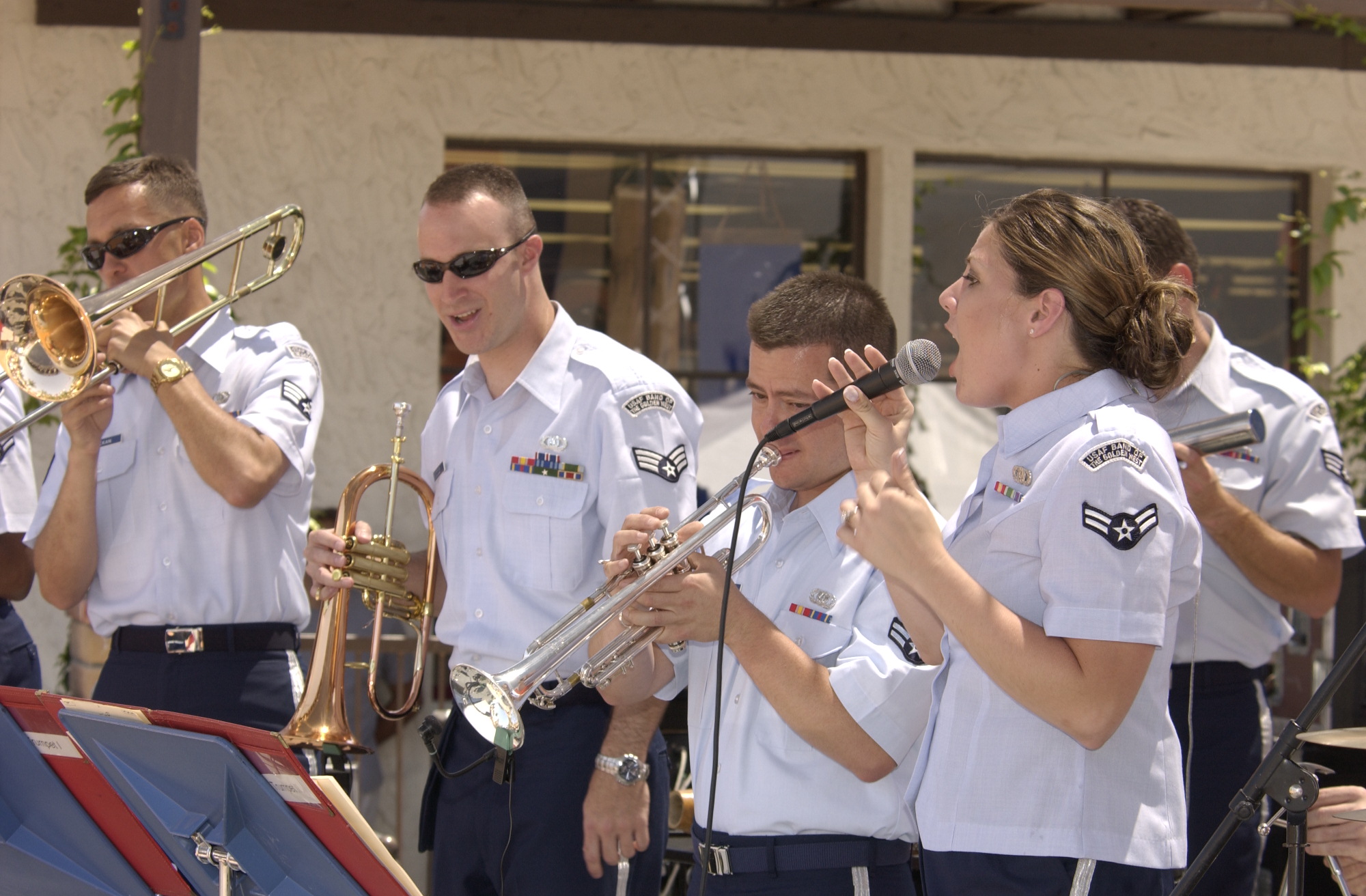 Band of the Golden West rocks the house > Air Force Bands > Article Display