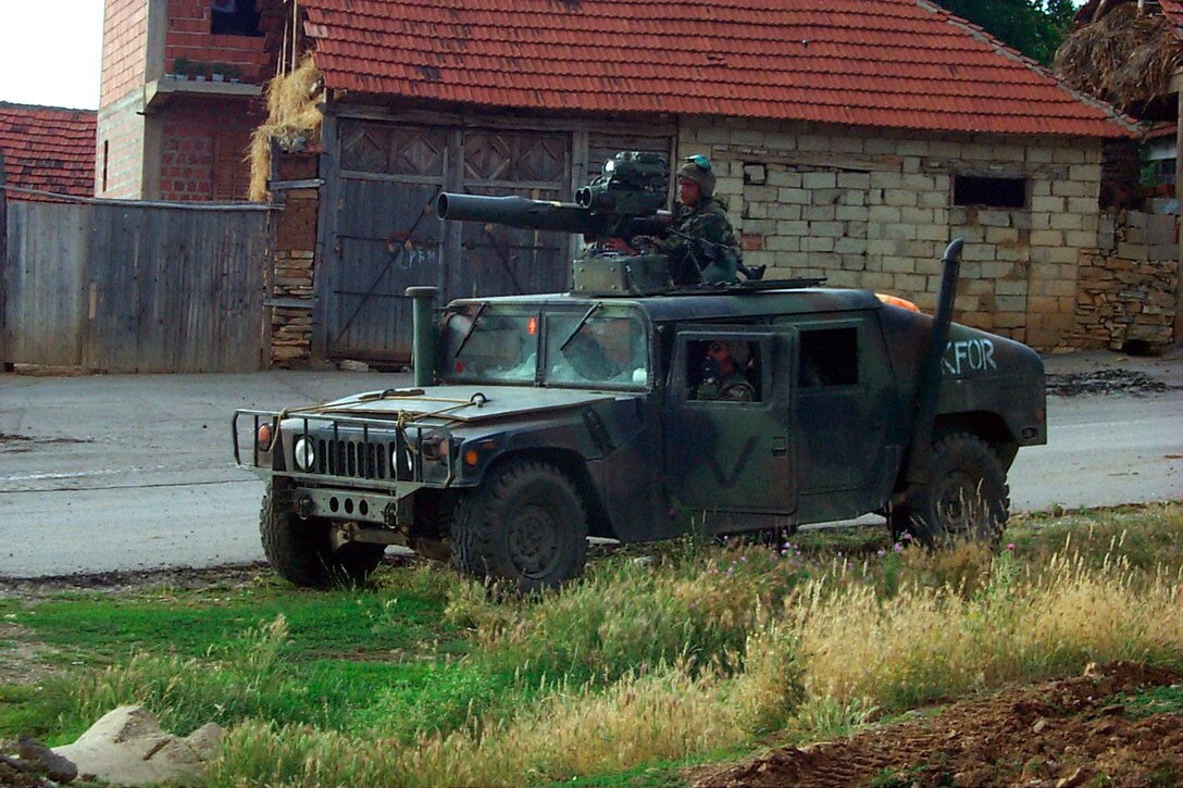 Marines of the 26th Marine Expeditionary Unit (26th MEU) man a Tube ...