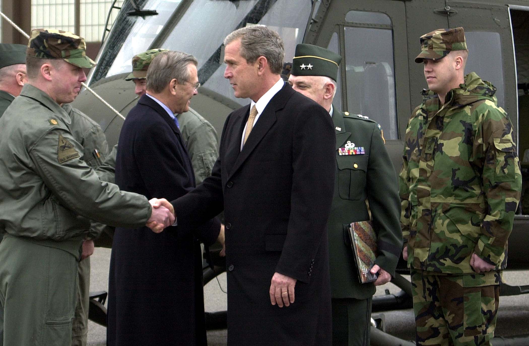 President George W. Bush greets a West Virginia Army National Guard ...