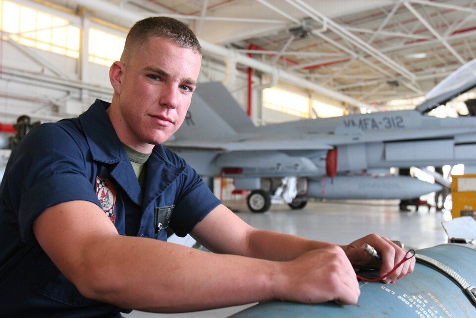 ‘312 Marine wins 2nd MAW Marine of the Quarter > Marine Corps Air ...