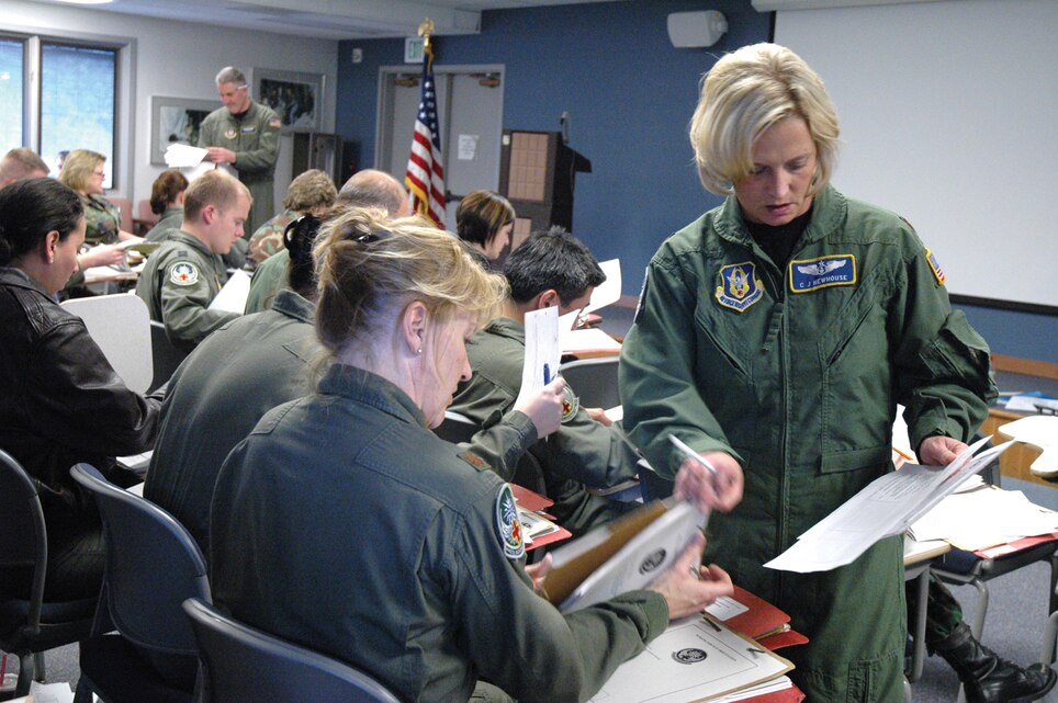 McChord nurse consults Air Force top doc > Marine Corps Air Station ...