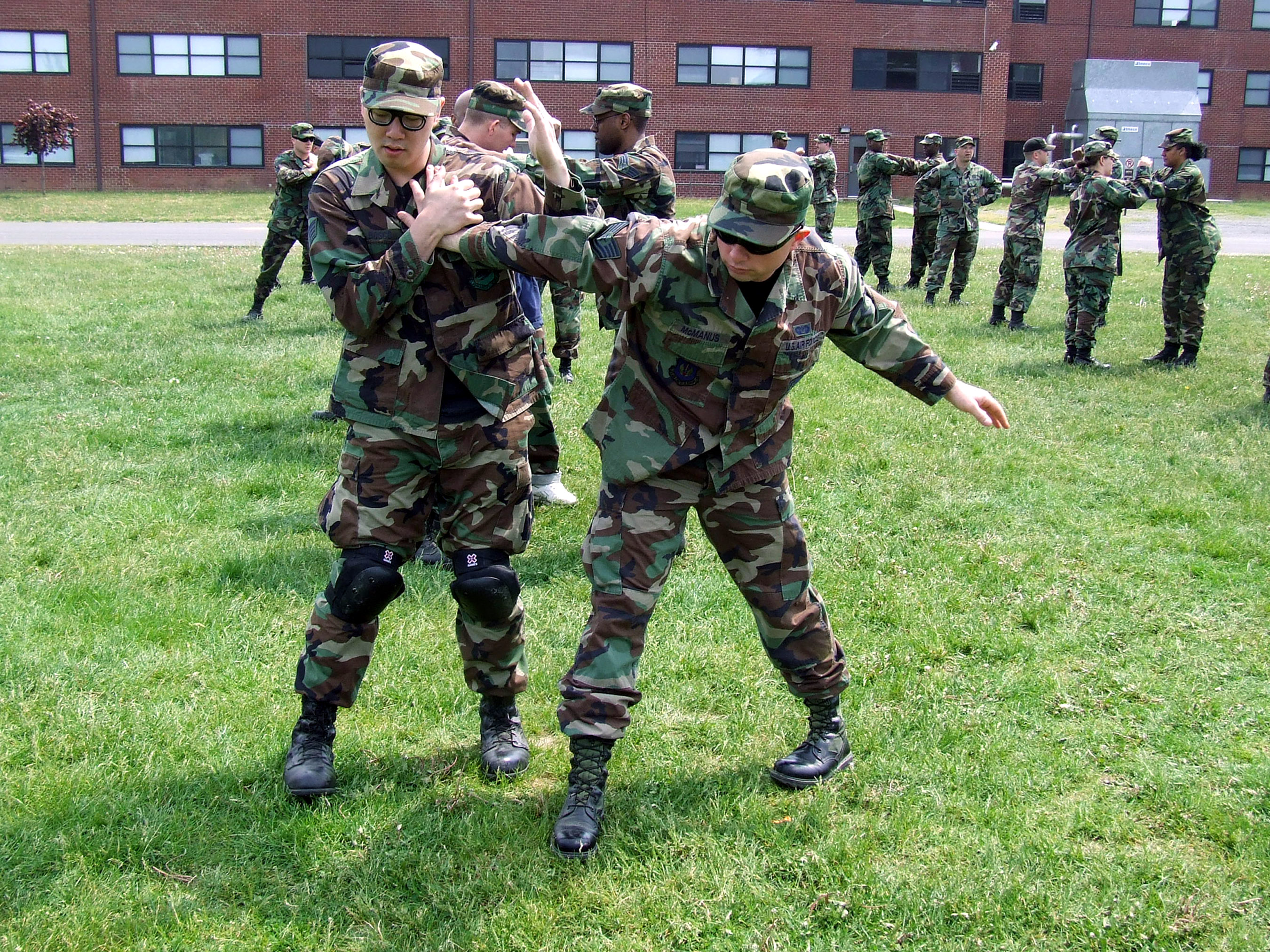 Self-defense course kicks way into training > Air Force > Article Display
