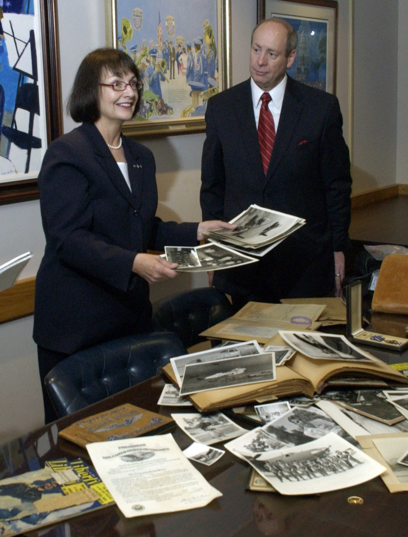 Portrait preserves pilot's legacy > Air Force > Article Display
