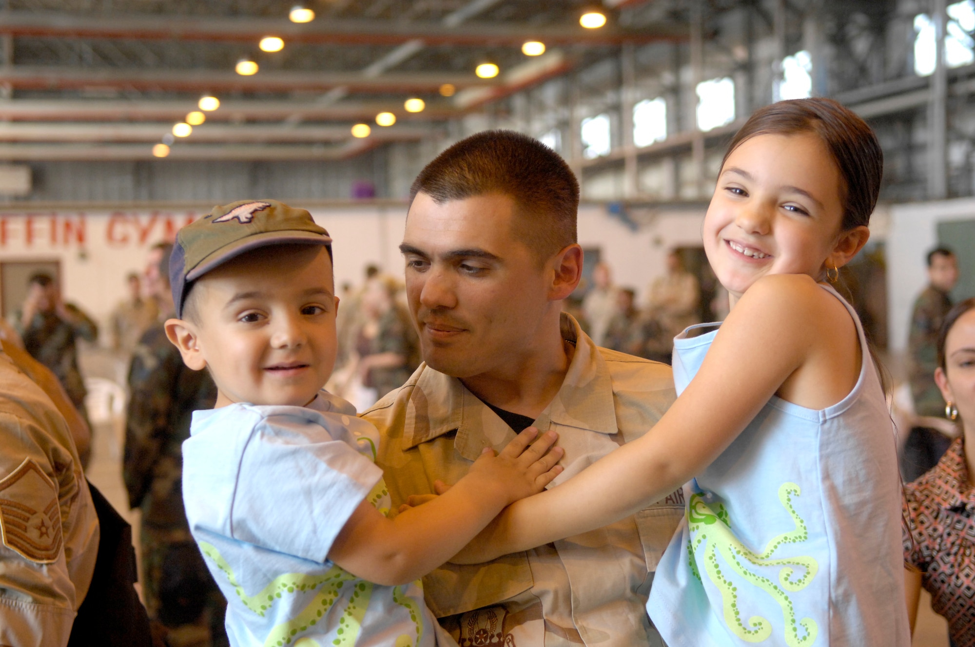 Airmen return home from deployment > Aviano Air Base > Display