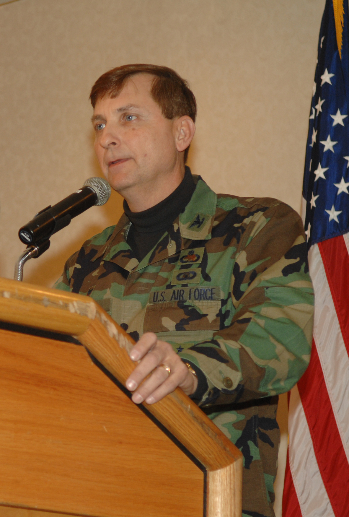 5th MXG commander retires after 35 years