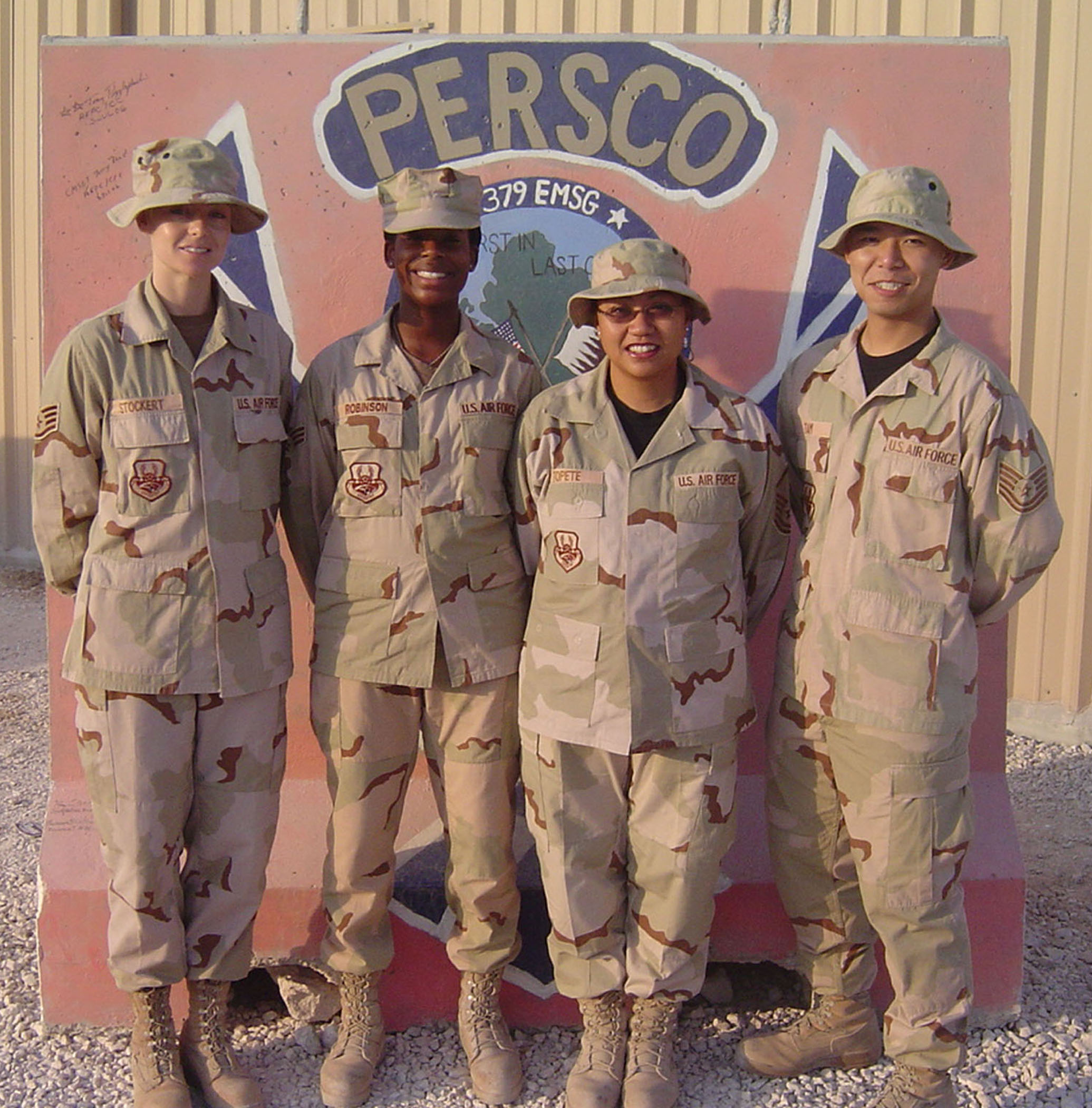 349th Reserve personnel 'play in the sand box' > 349th Air Mobility ...